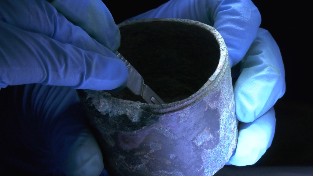 Conservation of Art and Archeological Objects in a Museum Environment ...